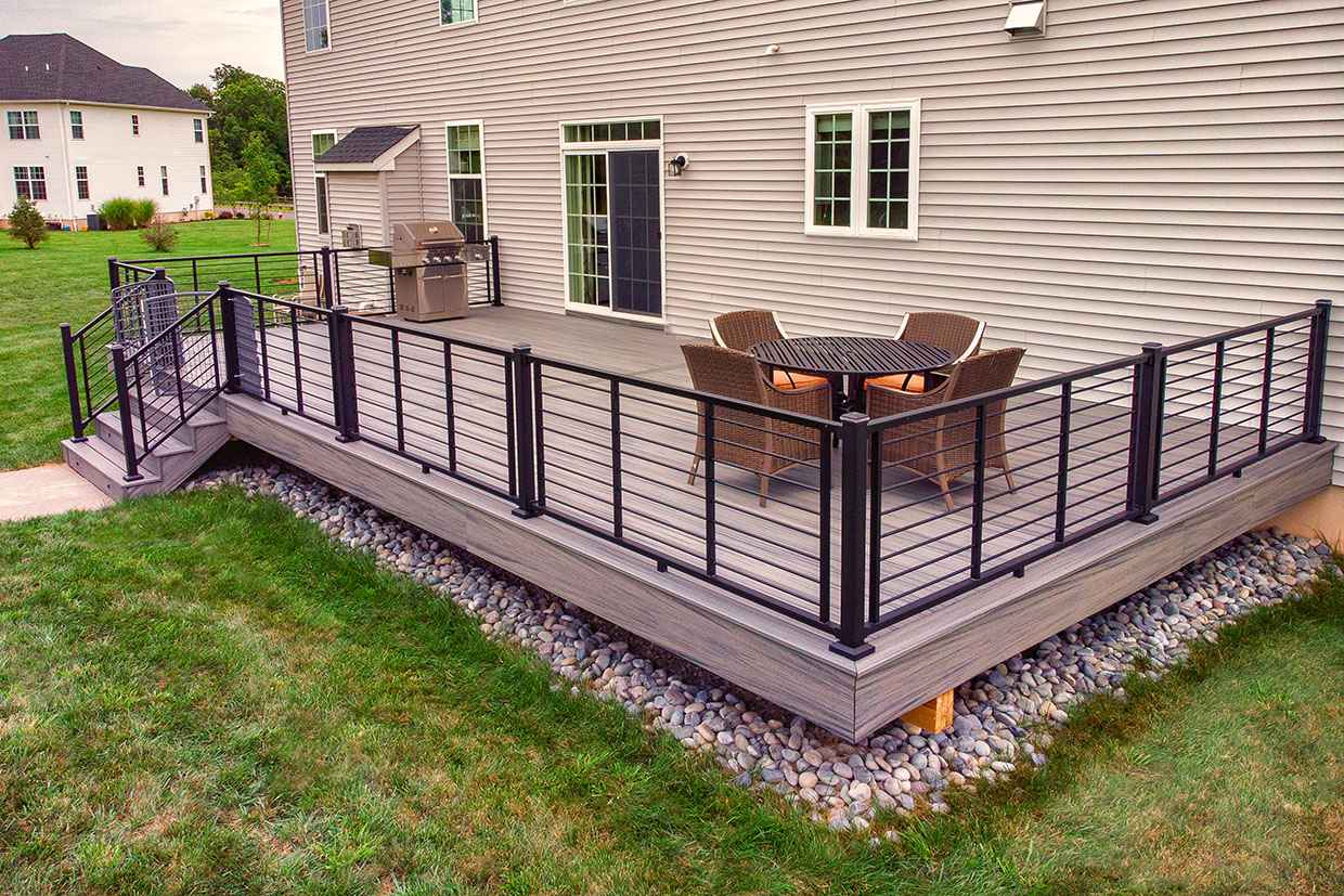 23 Front Porch Railing Ideas to Elevate Your Curb Appeal - HandyCraftsHub