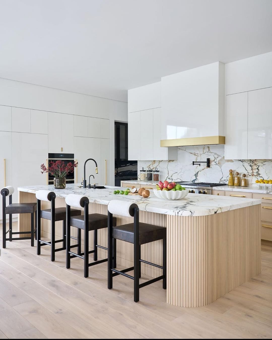 21 Open Kitchen Ideas to Elevate Your Home - HandyCraftsHub